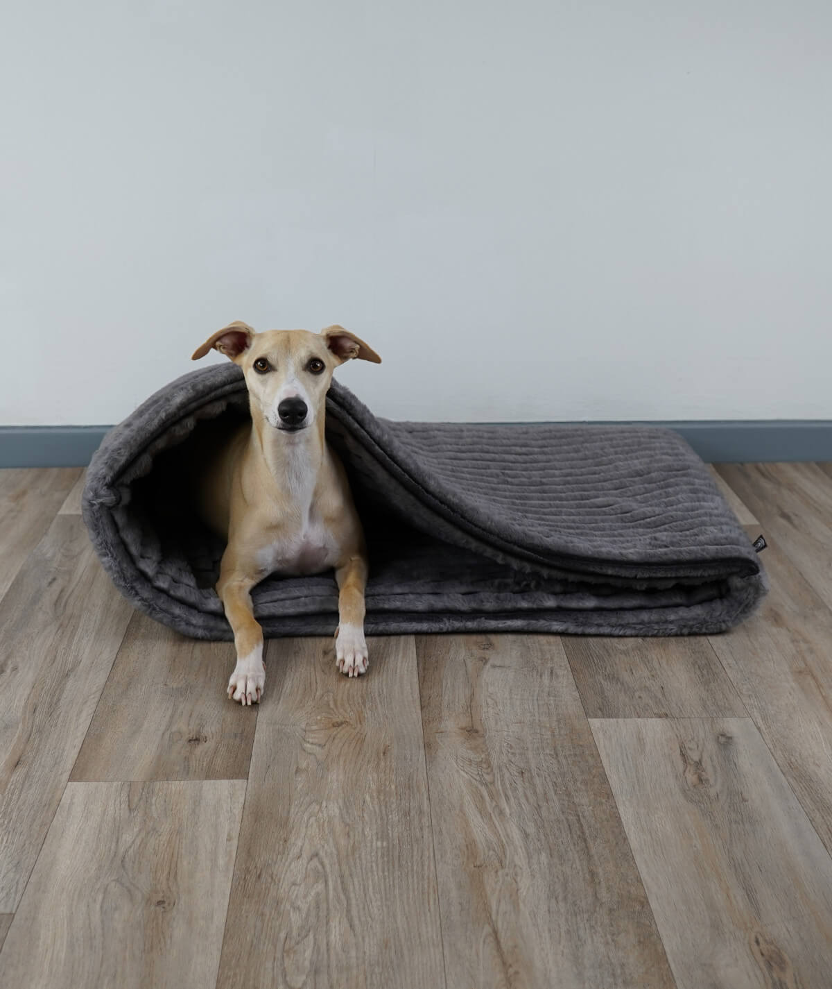 Schlupfsack Stripes kuschelige Hundehöhle | HS-Hundebett